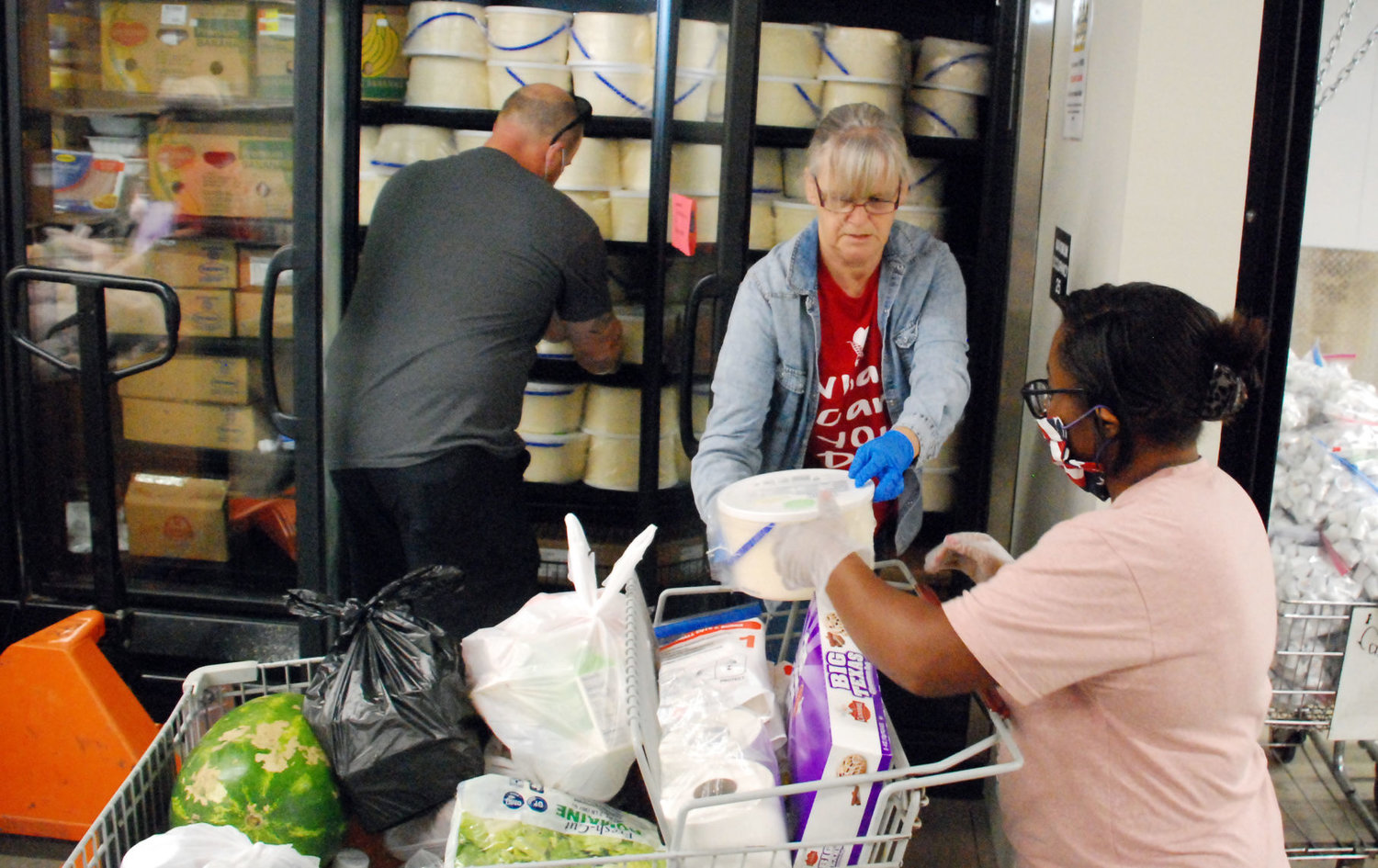 Church steps in to help with food pantry’s clothing mission | Christian ...