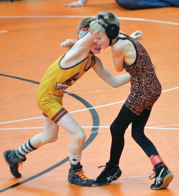 Hefley Makes IKWF State Debut | The Journal-News