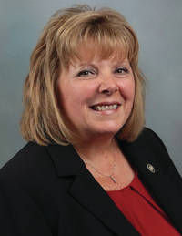 Sen. Sandy Crawford sworn into Missouri Senate | Sedalia Democrat